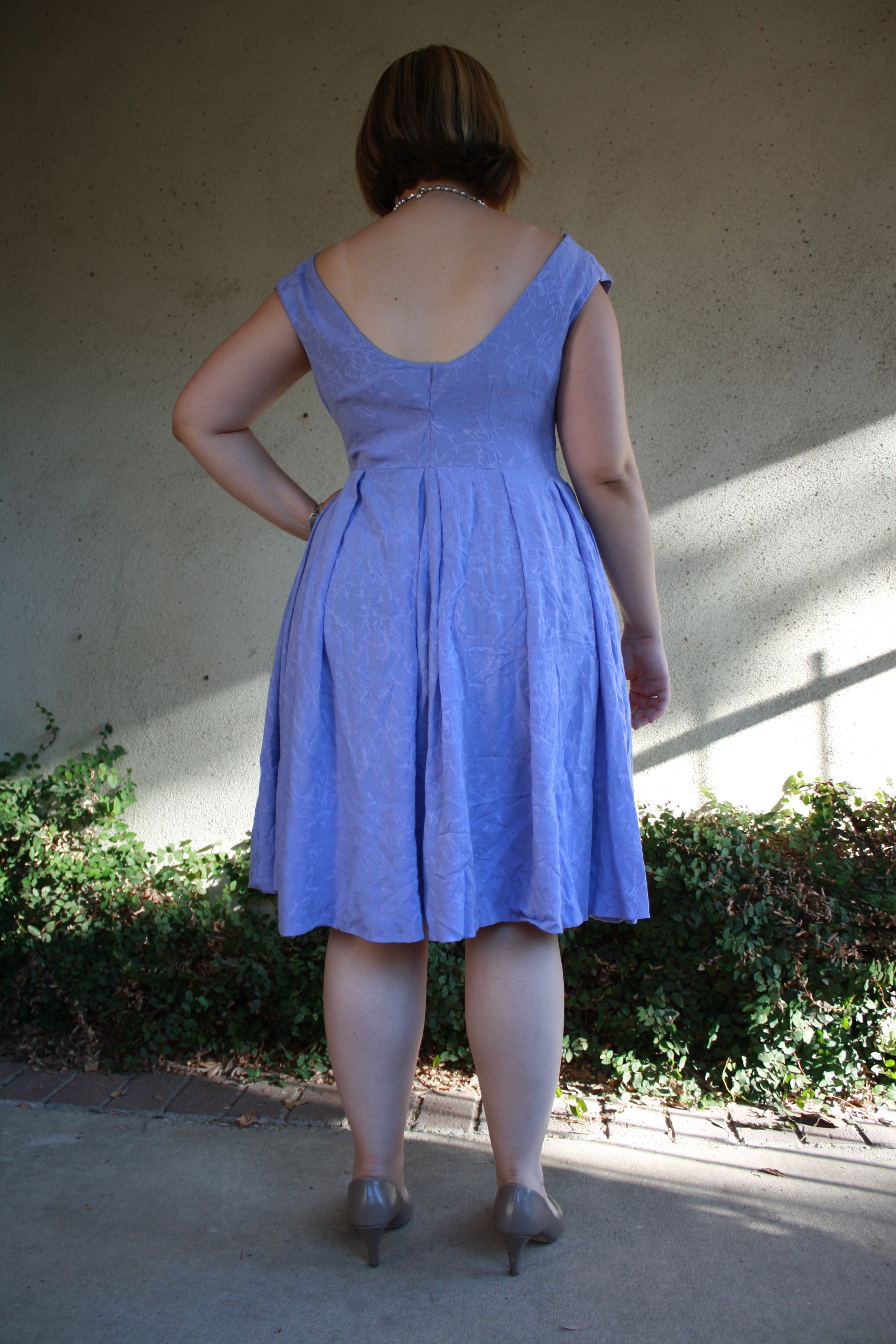 Pattern Review: Vogue 2960 – Doctor T Designs